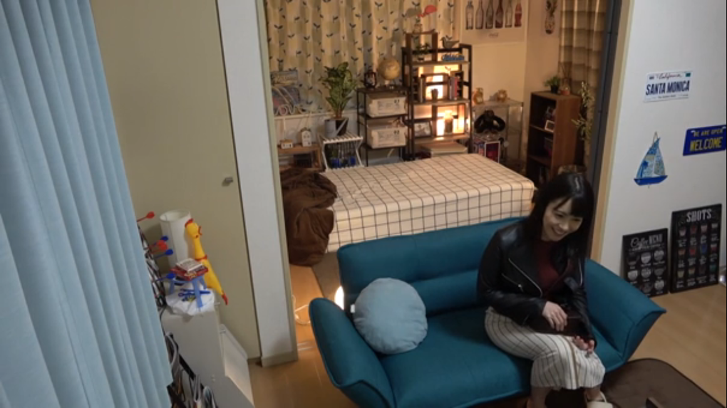 【及川うみ】美少女と浣腸プレイ！アナル液体噴射を複数回繰り返し、指マンで快楽に陥る。 | 禁断のページ